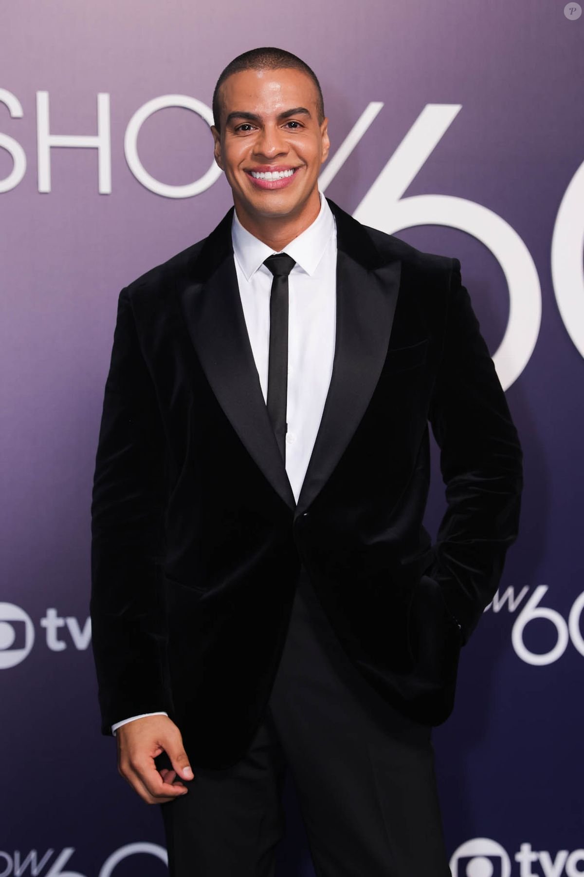 Foto: Um dos apresentadores do 'BBB 25', Thiago Oliveira usou look preto - Purepeople