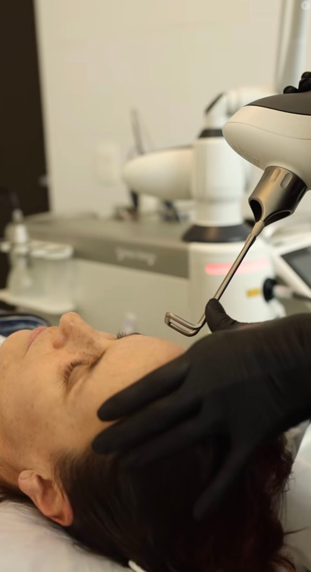Foto: Helena Rizzo também realizou o laser Fotona, muito popular entre ...