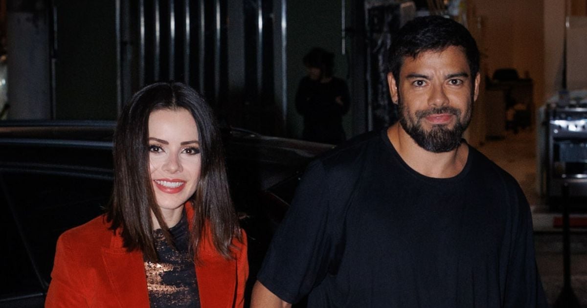 É oficial! Sandy assume namoro com o médico Pedro Andrade em primeira ...