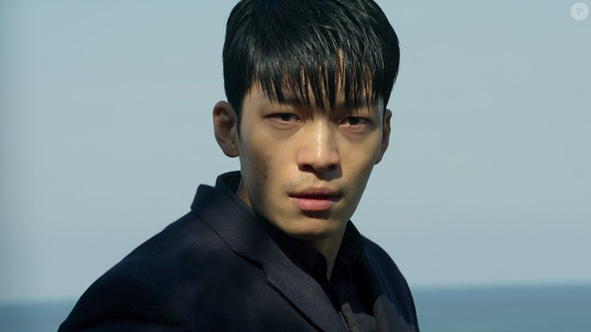 Foto: Hwang Jun-ho (Wi Ha-joon), retorna à série após escapar da morte ...
