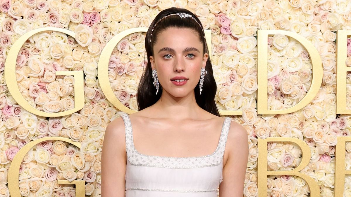 Foto: Margaret Qualley, de 'A Substância', revela problemas na pele e ...