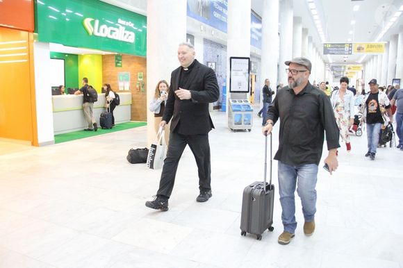 Padre Marcelo Rossi antes e depois: do emagrecimento radical ao corpo ...