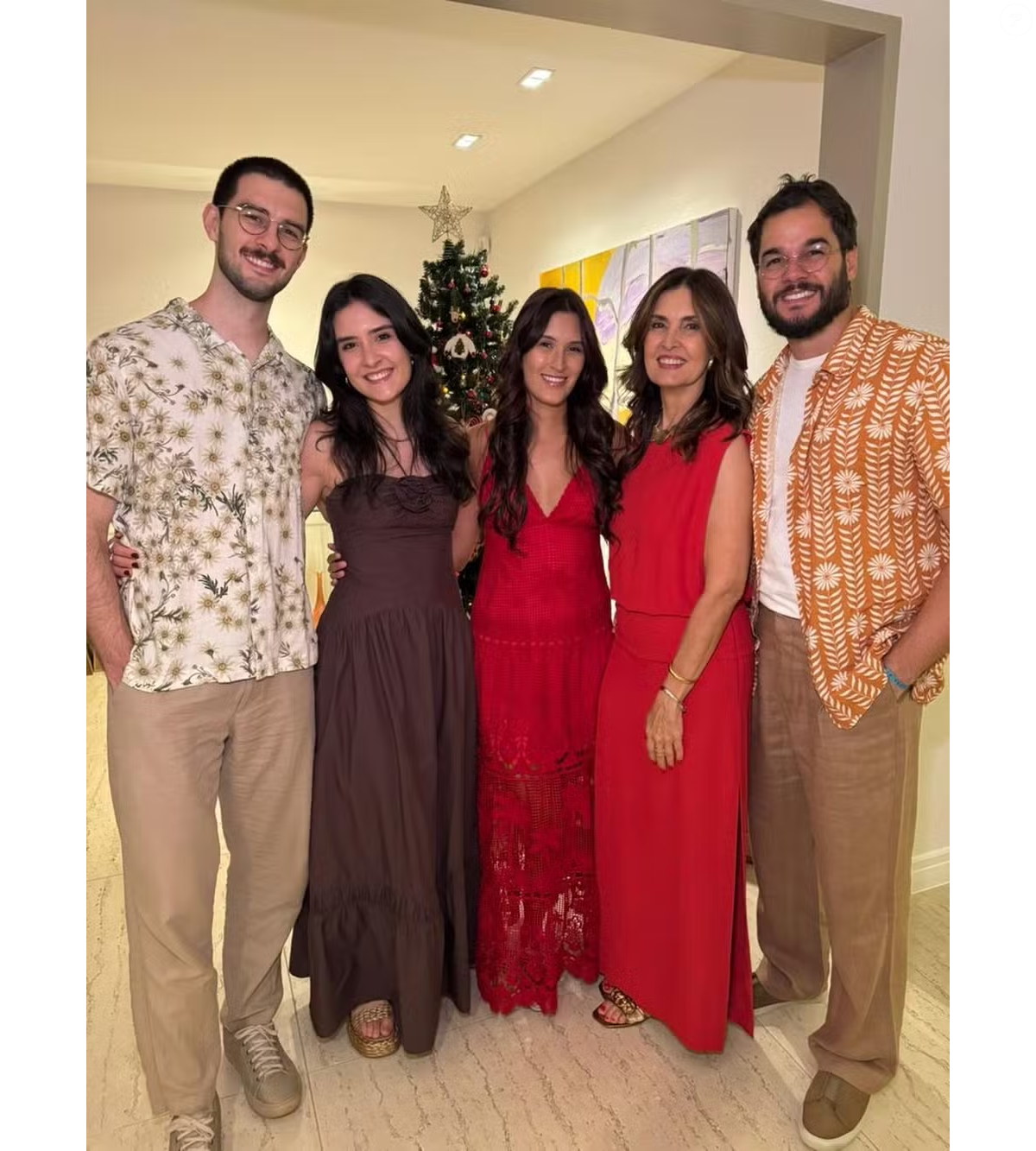 Foto: Natal dos famosos: Fátima Bernardes comemora com Túlio Gadelha e ...