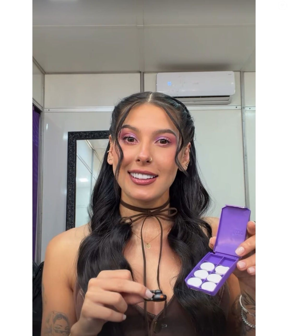 Foto: Ana Castela assumiu que cola as orelhas para disfarçar a ...