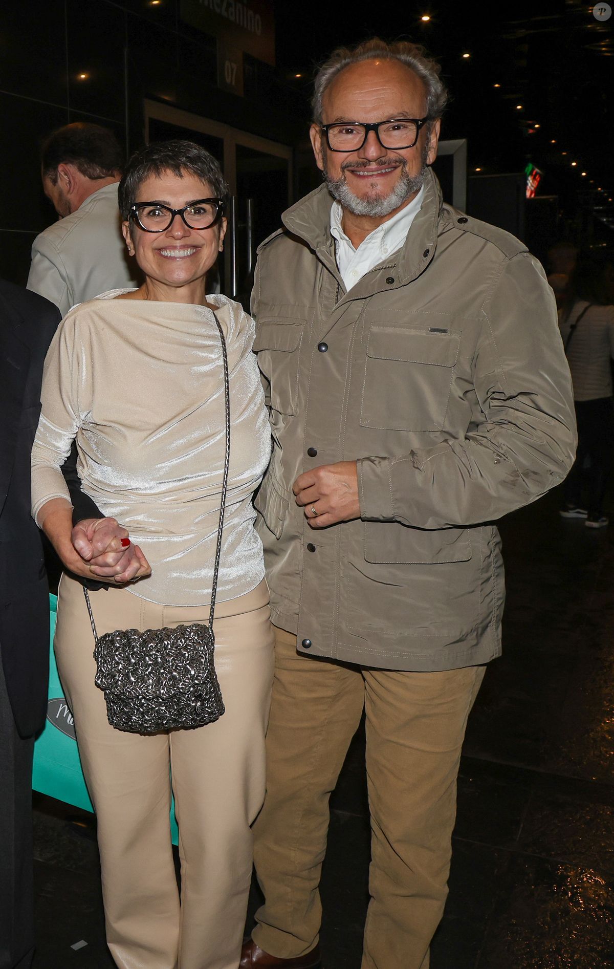 Foto: Sandra Annenberg e Ernesto Paglia são casados desde 1994 - Purepeople