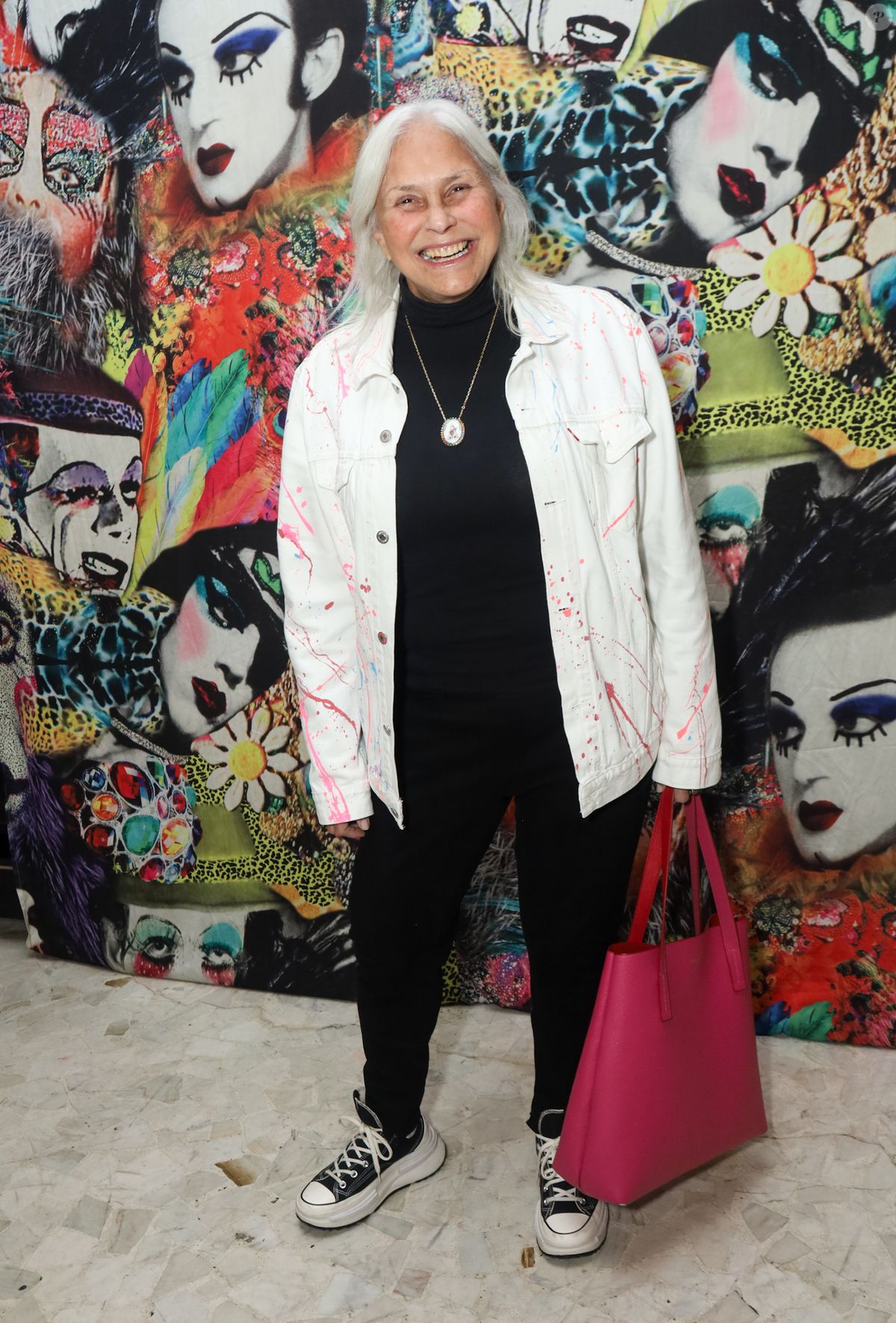 Foto: Fafá de Belém arrancou elogios dos seguidores nesta terça-feira ...