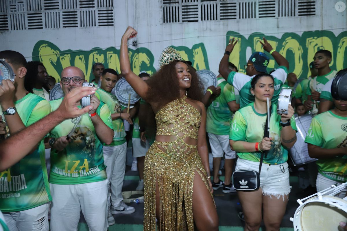 Foto: Iza já tinha sido traída pelo jogador e voltado a se relacionar ...