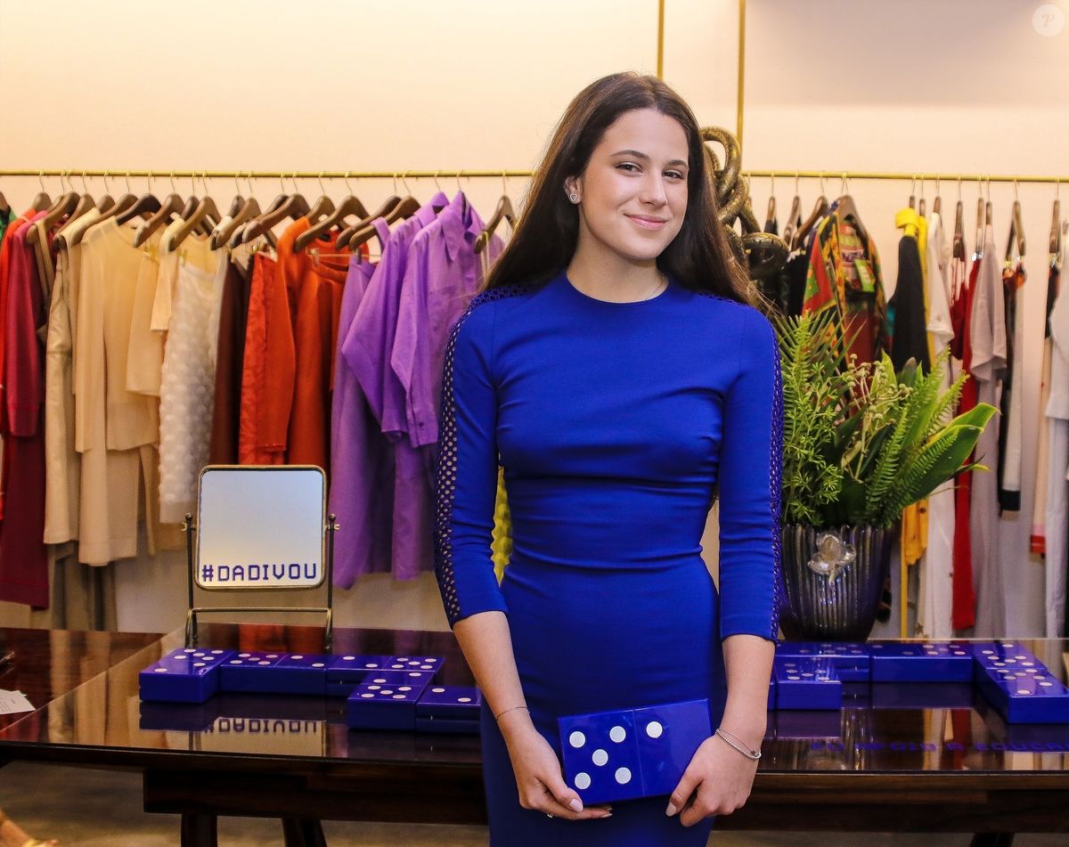 Foto: Claudia Raia entregou detalhe da perda da virgindade da filha ...