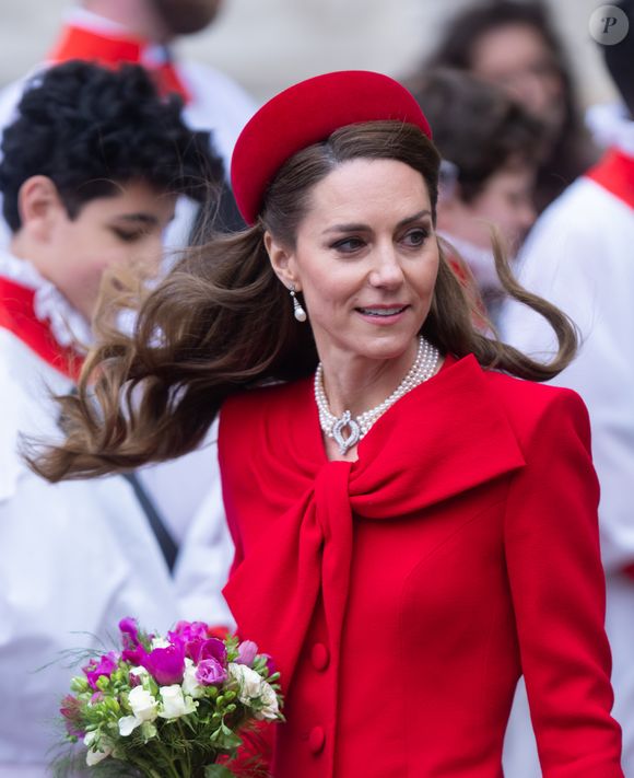 Os segredos de Kate Middleton em seu novo cabelo: Princesa adota tom inédito com toque de loiro ...