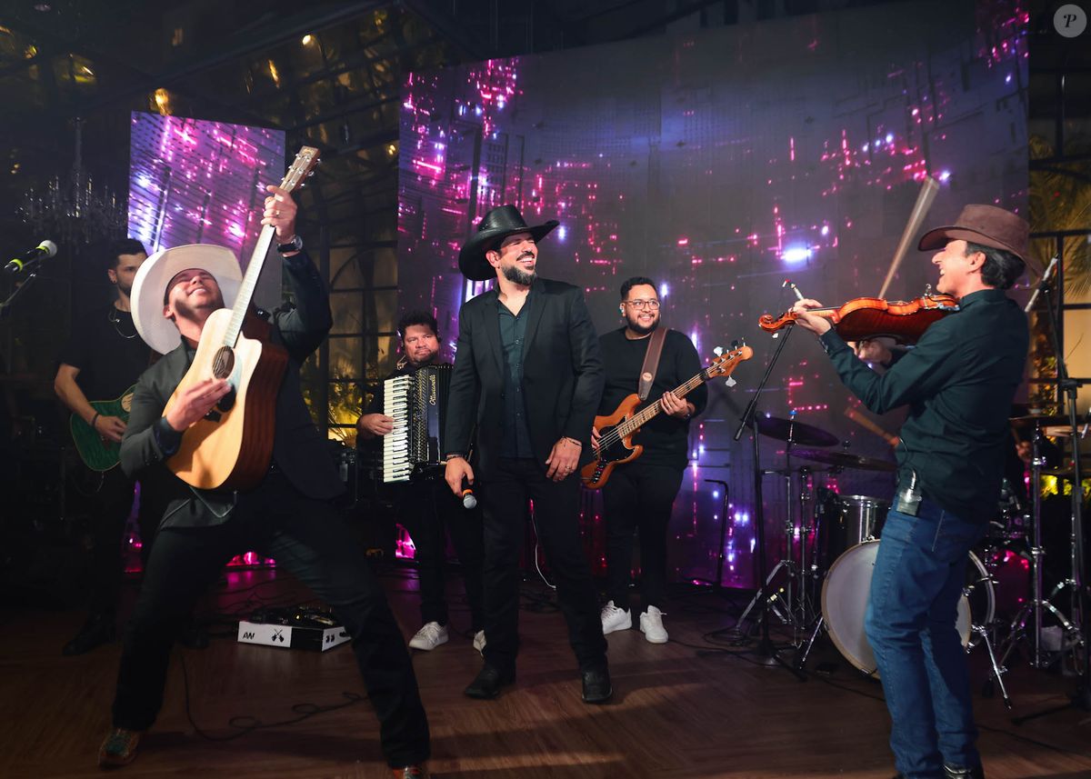 Foto: O show de Sorocaba marcou presença na festa de Andréa Guimarães ...