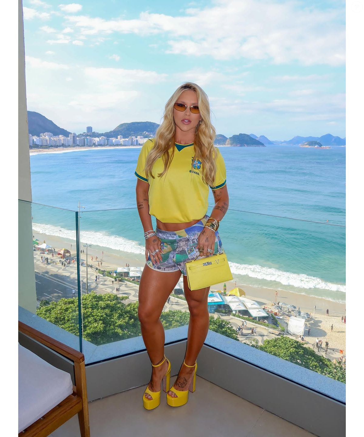Foto: Virgínia apostou em um look sexy para ir ao jogo do Brasil ...