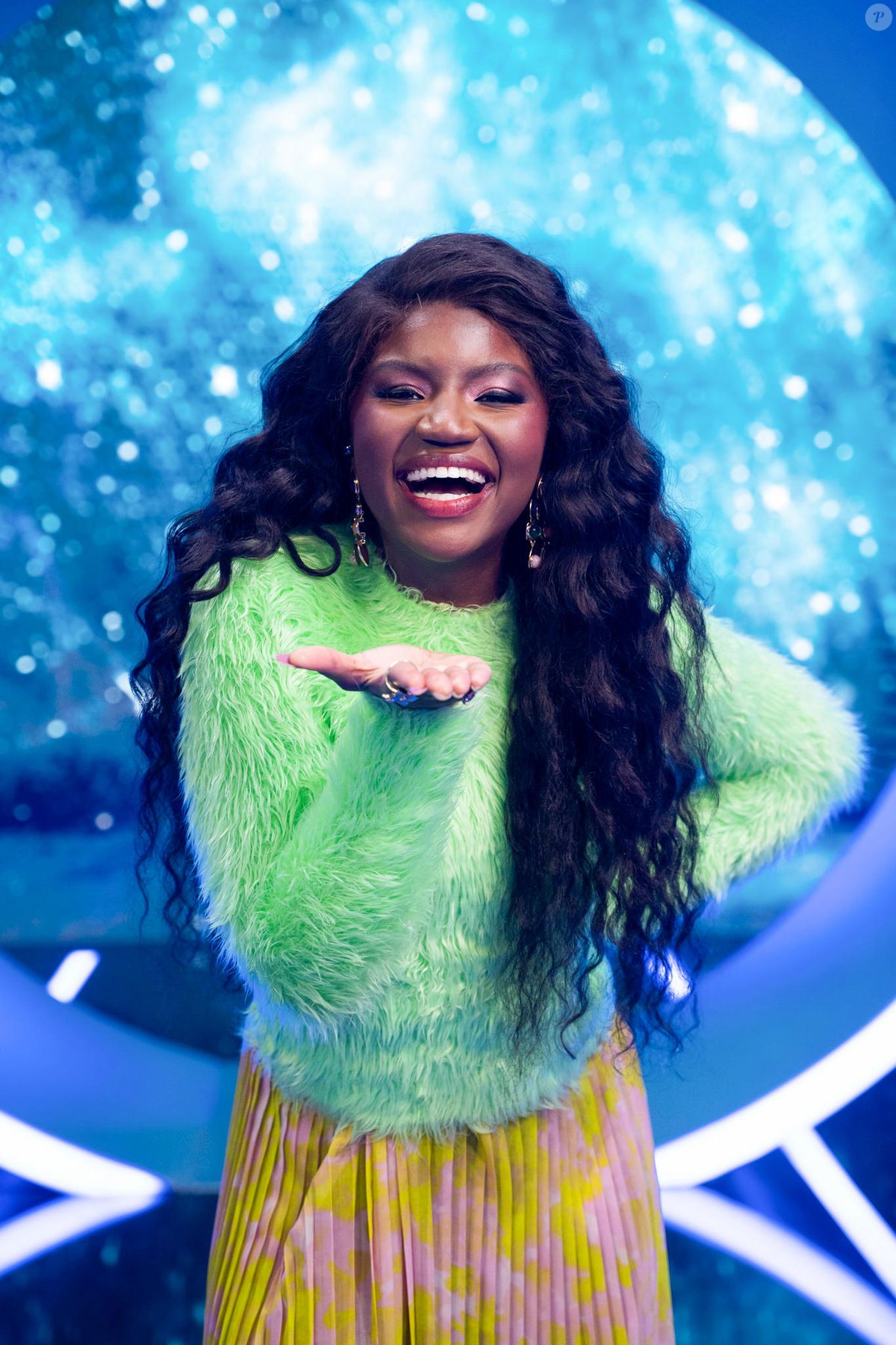 Foto: Kenya Sade: significado do nome da apresentadora do show de Lady ...